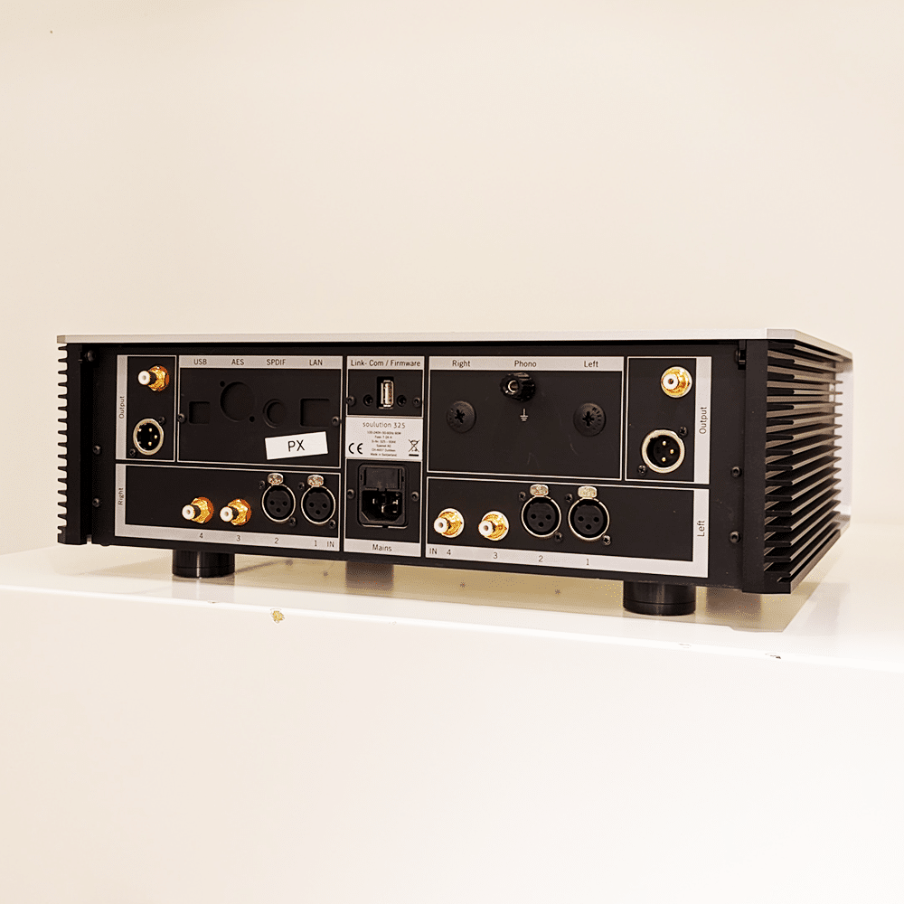 Ex-demo Soulution 325 Preamplifier | Soulution | KJ West One